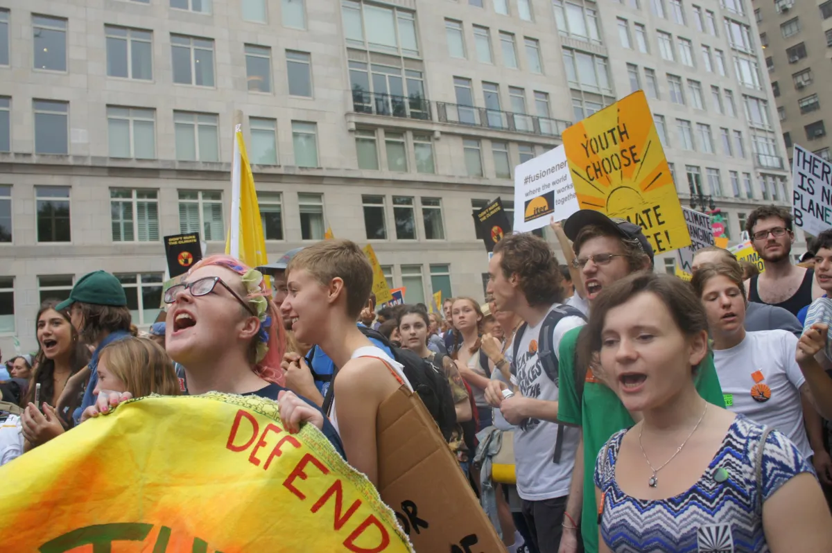 Photos: NYC Climate Change March Rallies Over 310,000 - Newsweek