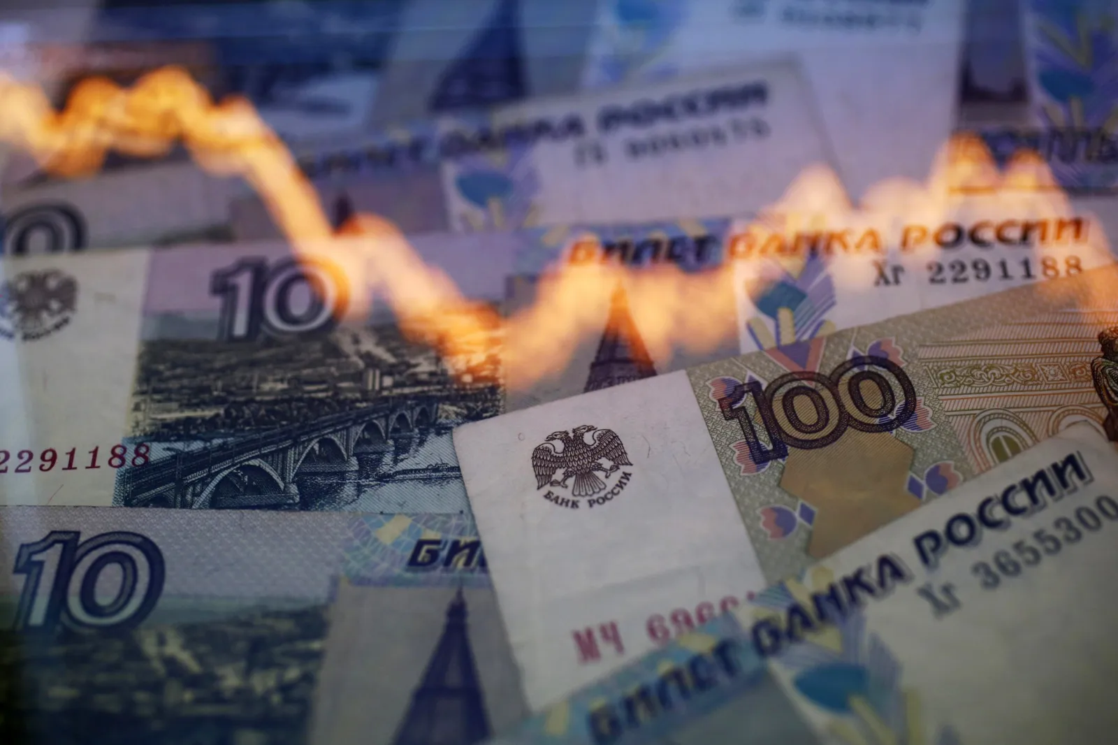 Russia Raises Key Interest Rate to 17 Percent Overnight - Newsweek