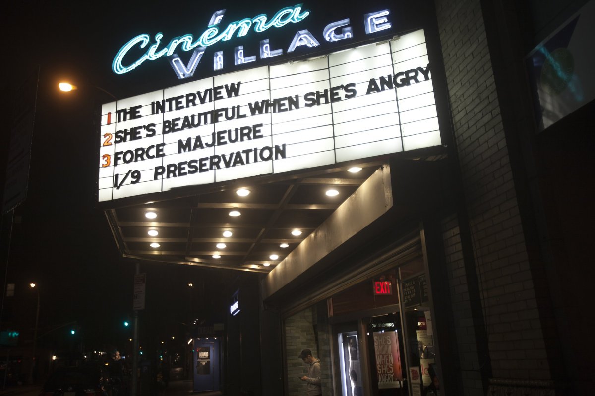 This Is What Seeing ‘The Interview’ in a Theater Is Like - Newsweek