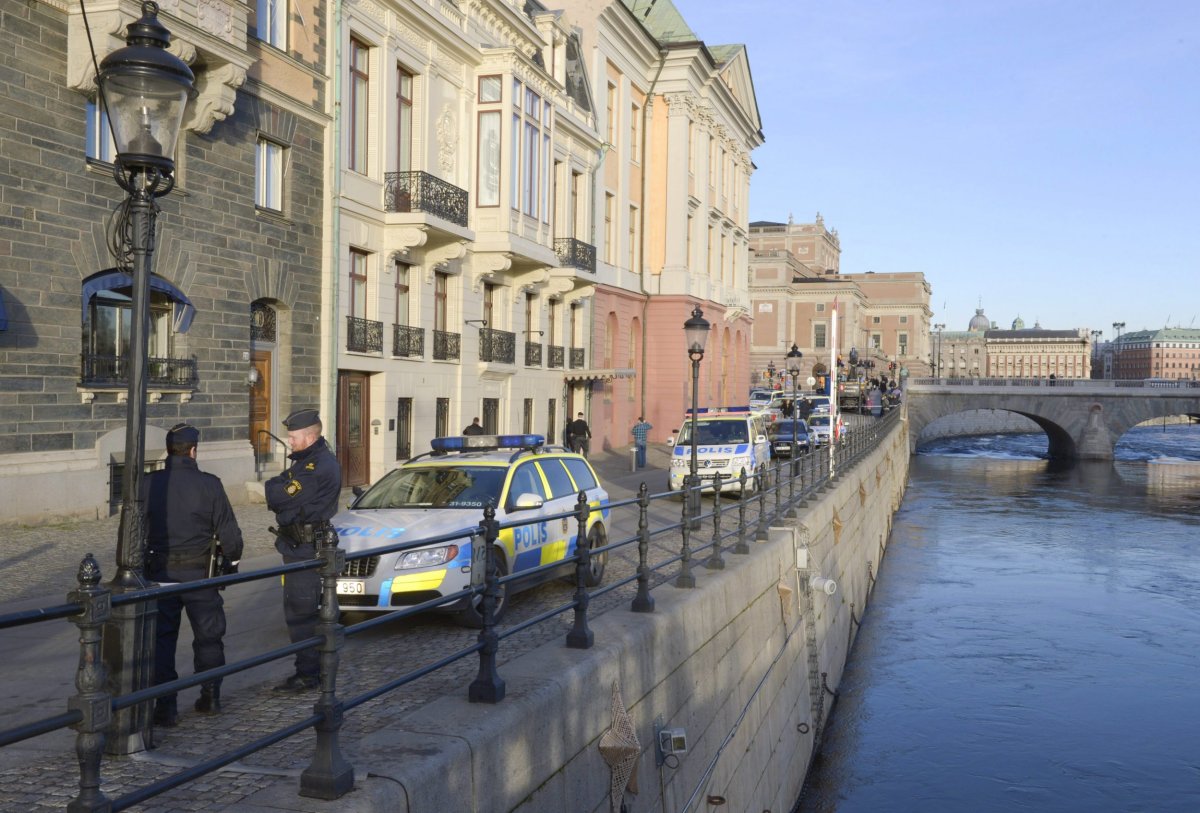 Police Arrest Four in Sweden on Suspicion of Aiding Islamic State ...