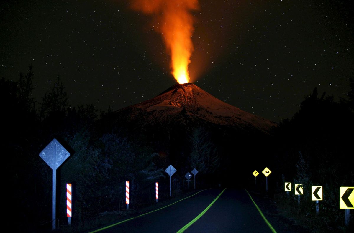 Video: Massive Volcano Eruption in Chile - Newsweek