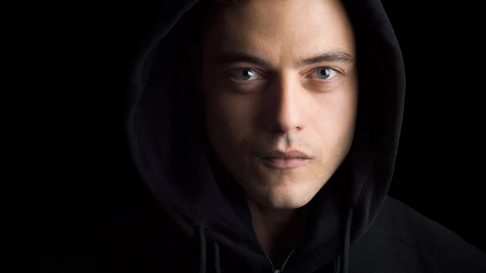 ‘Mr. Robot’ Season 3 Spoilers: Watch Out for Leon - Newsweek