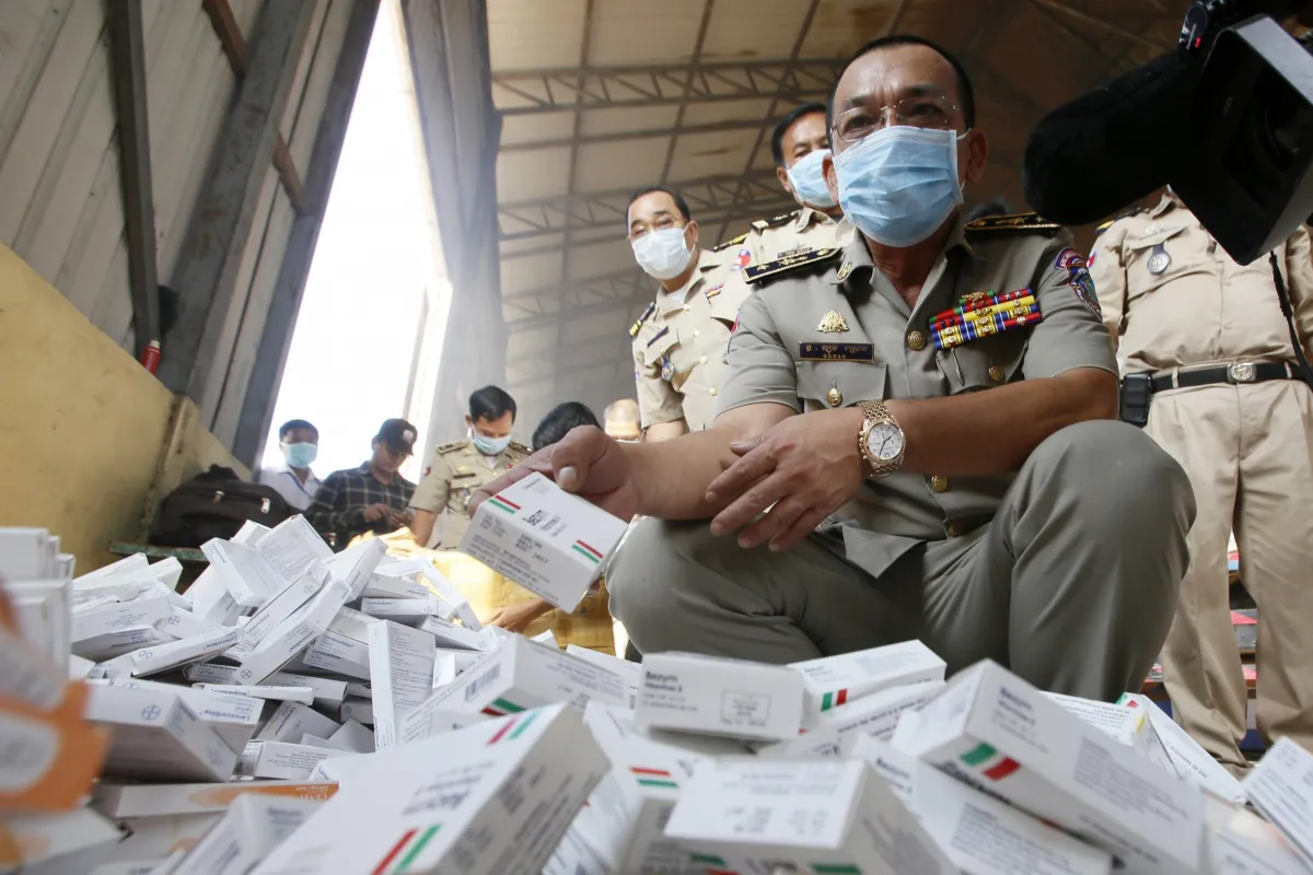 The Fake Drug Industry Is Exploding, and We Can’t Do Anything About It ...