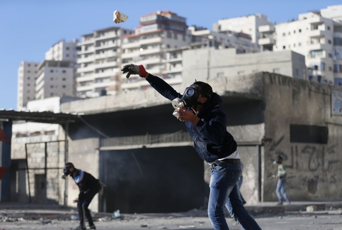 Netanyahu Pledges Tougher Measures in War On Stone Throwers - Newsweek