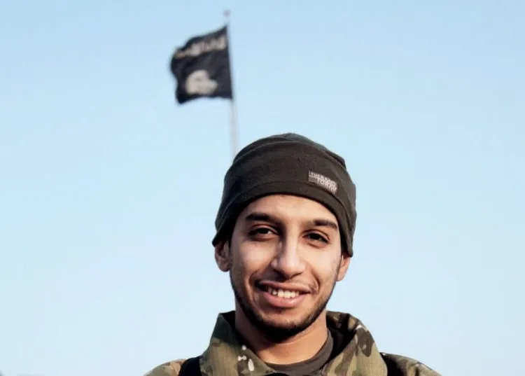 Ghost Jihadis: ISIS Fighters Have Thousands Of Blank Syrian Passports ...