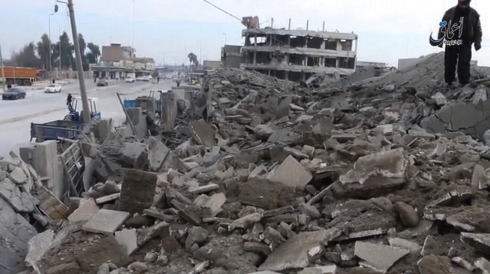 U.S.-Led Coalition Targets ISIS Banks in Mosul Strikes - Newsweek