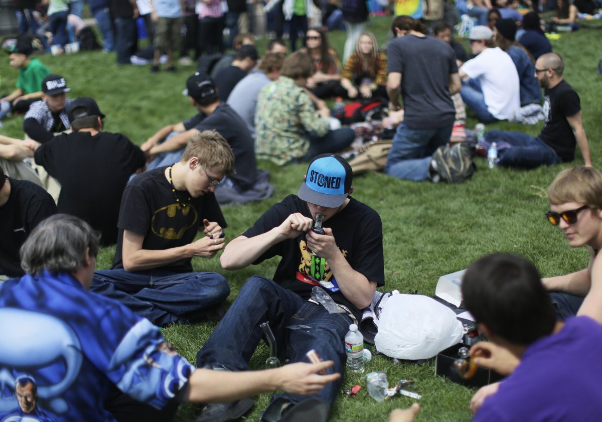 Poor, Homeless Flock to Colorado Pot Industry—Now What? - Newsweek