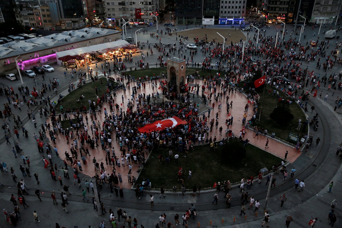 U.S., Turkey Working to Resume Air Operations, Crucial to ISIS Fight ...