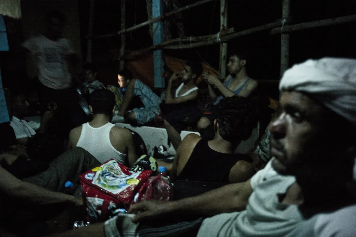 Yemenis Fleeing War and Ethiopians Escaping Drought Meet in Djibouti ...