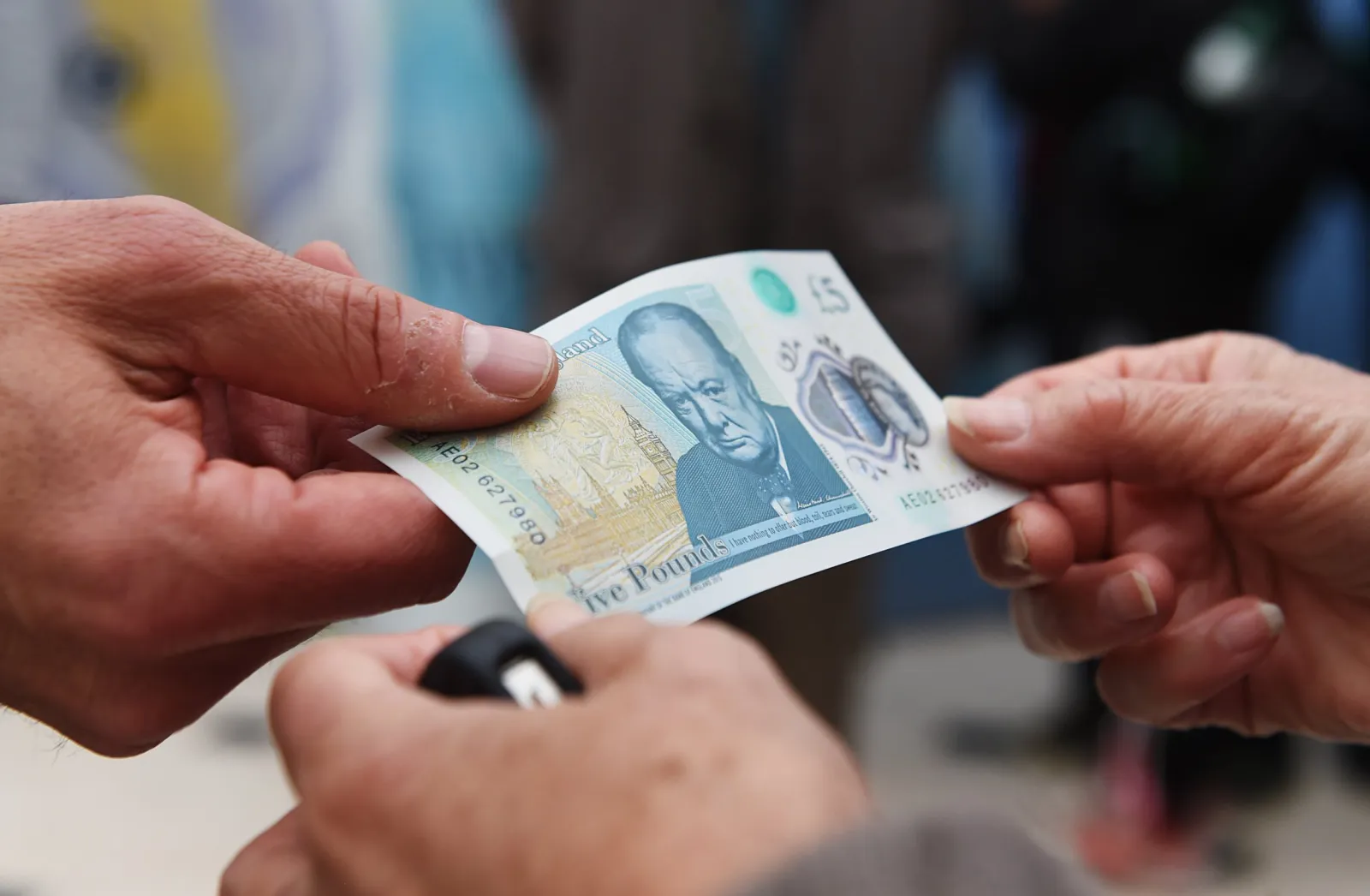 How Indestructible are England’s First Plastic Bank Notes? - Newsweek