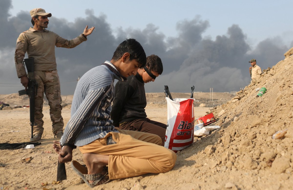ISIS Defeats Cause Collapse of Online Propaganda - Newsweek