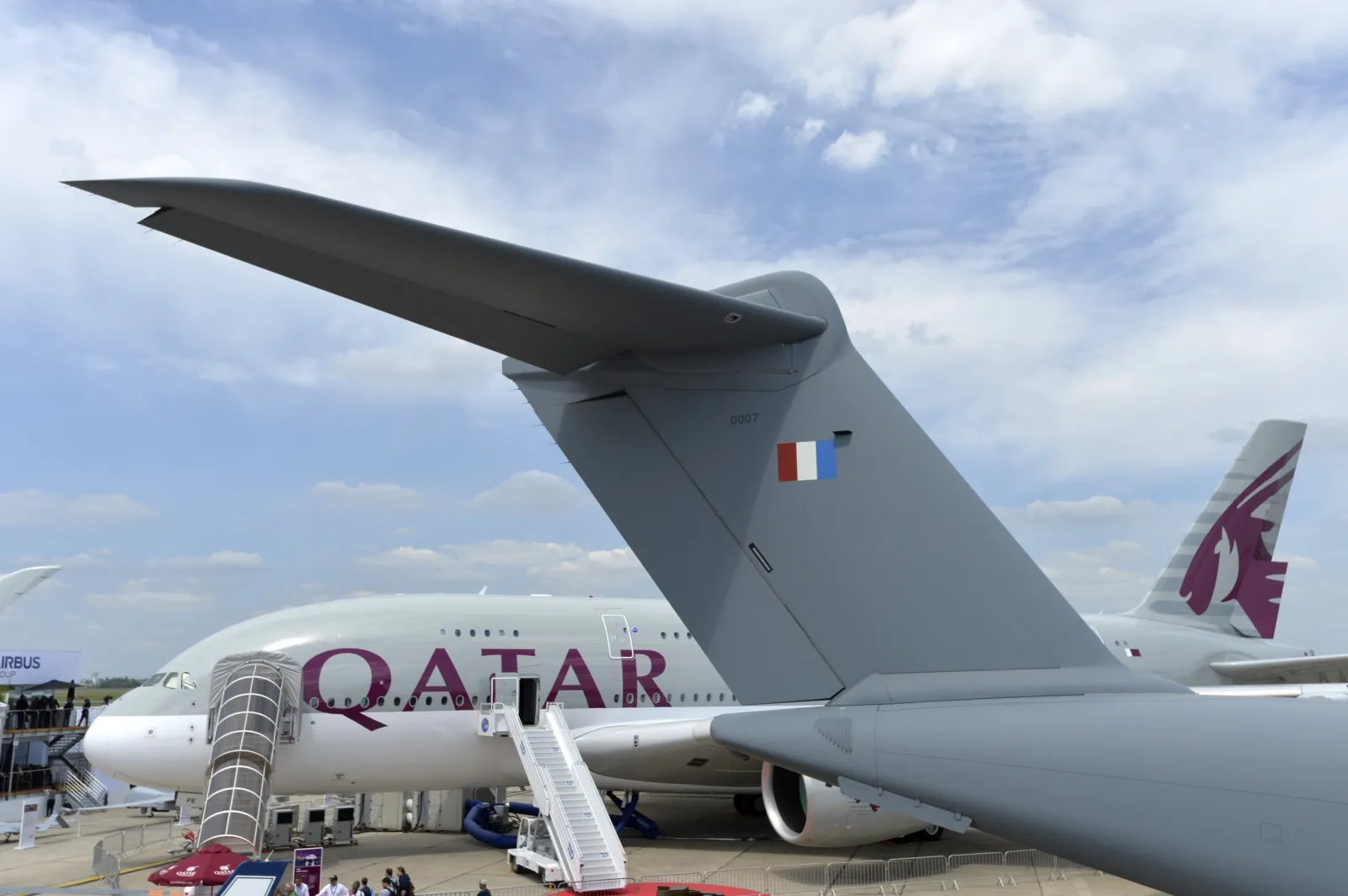 Qatari Women Robbed of $5.3 Million in Valuables in Paris Freeway Heist ...