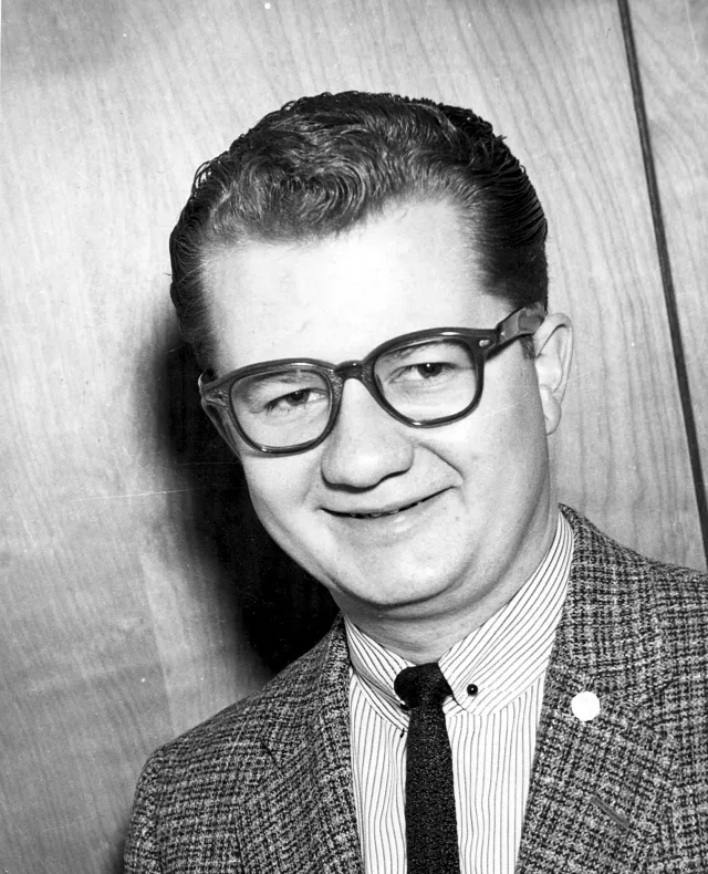 Al McCoy, Voice of the Phoenix Suns Since 1972, Is NBA’s Longest ...