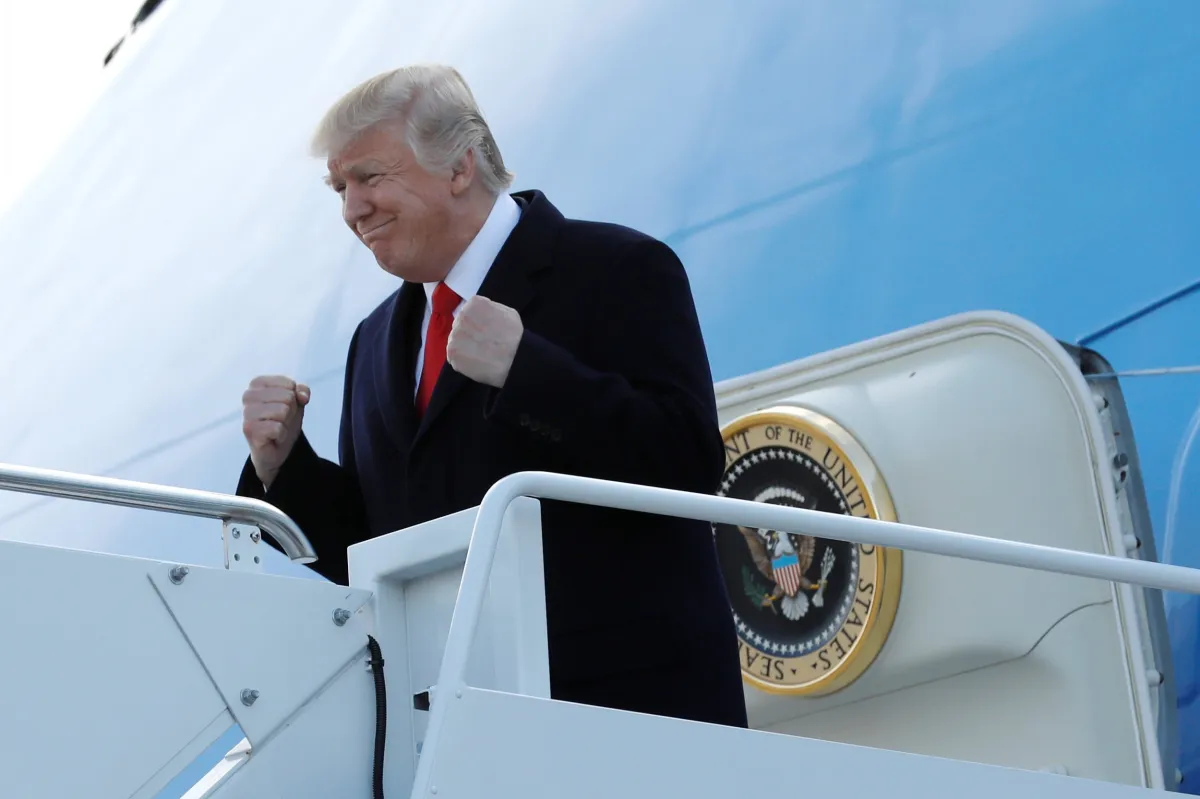 10 Photos of Donald Trump Making Funny Faces (and Our Attempts to ...