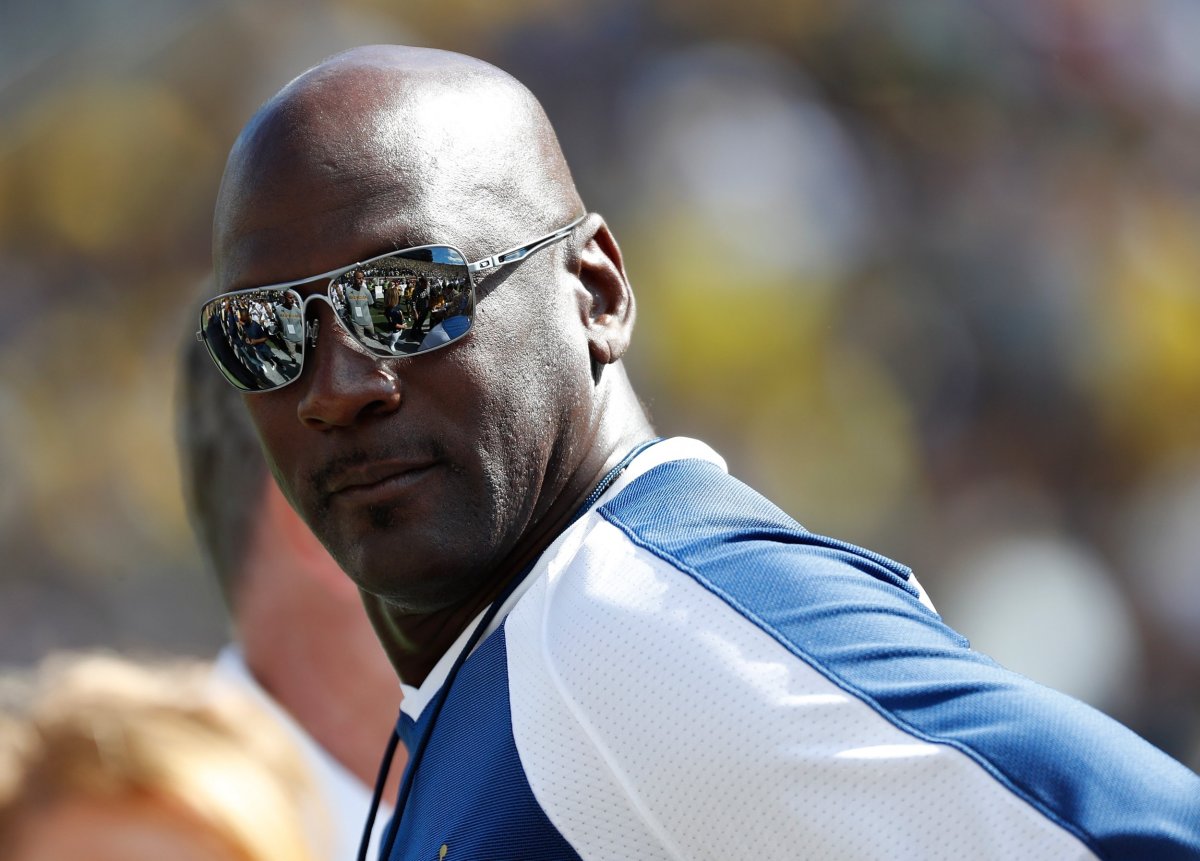 Even Michael Jordan Is Calling Out Donald Trump Over Anthem Protests ...