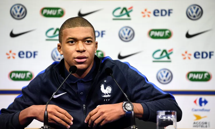 Kylian Mbappe Makes Feelings Clear on Messi-Ronaldo Debate - Newsweek
