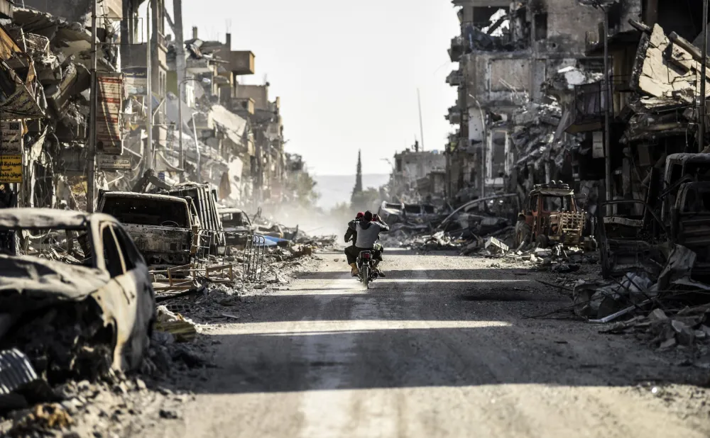 French Government Paid ISIS Fighters Social Security While They Were in ...