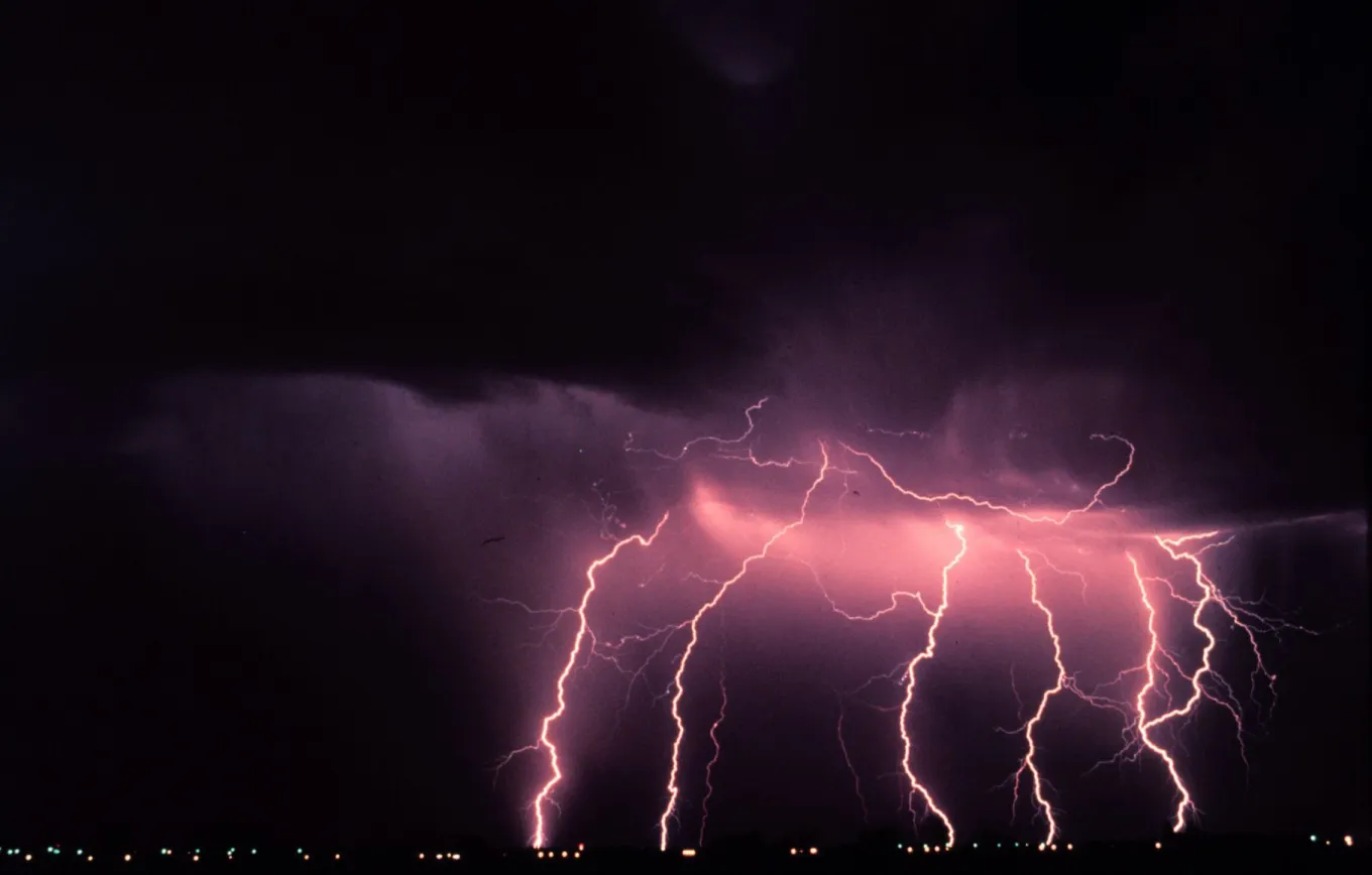 Lightning Sparks Mid-Air Nuclear Reaction in Never-Before-Seen ...