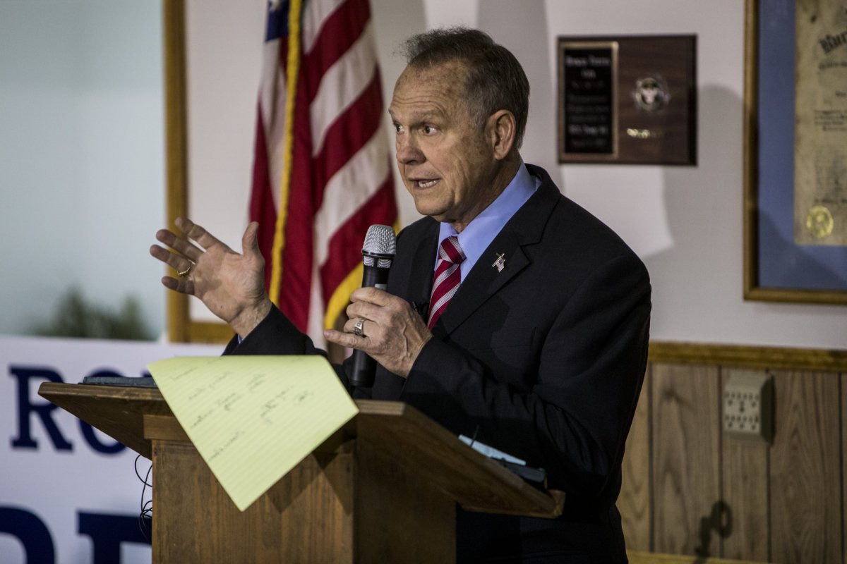 Roy Moore Changes Story About Accusers, Compares Claims to Trump-Russia ...