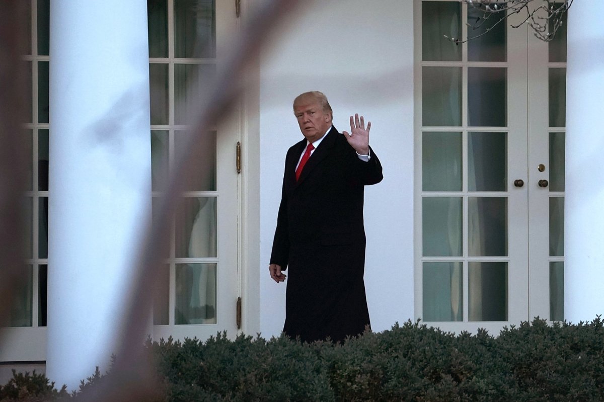 Is Trump Losing His Base? A Year Into Presidency, Approval Ratings Down ...