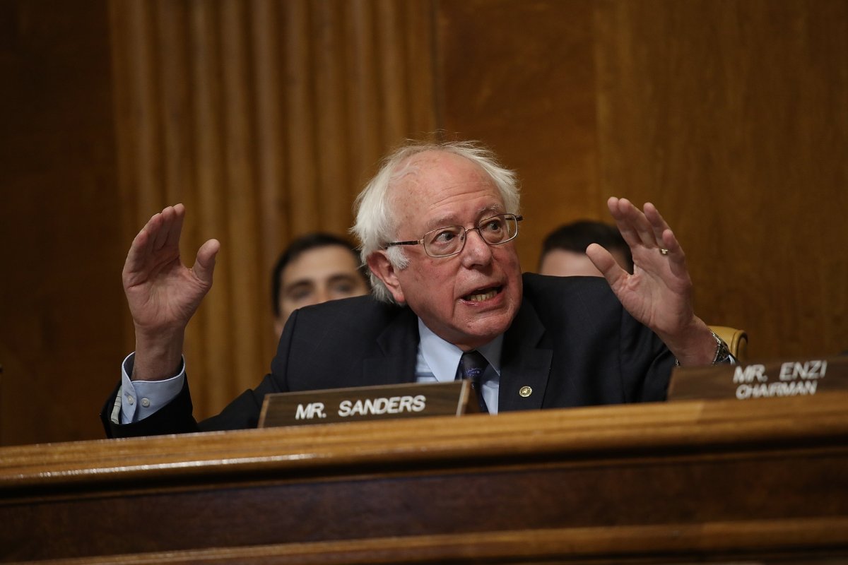Bernie Sanders Gets Squad Together to Map Out 2020 Presidential ...