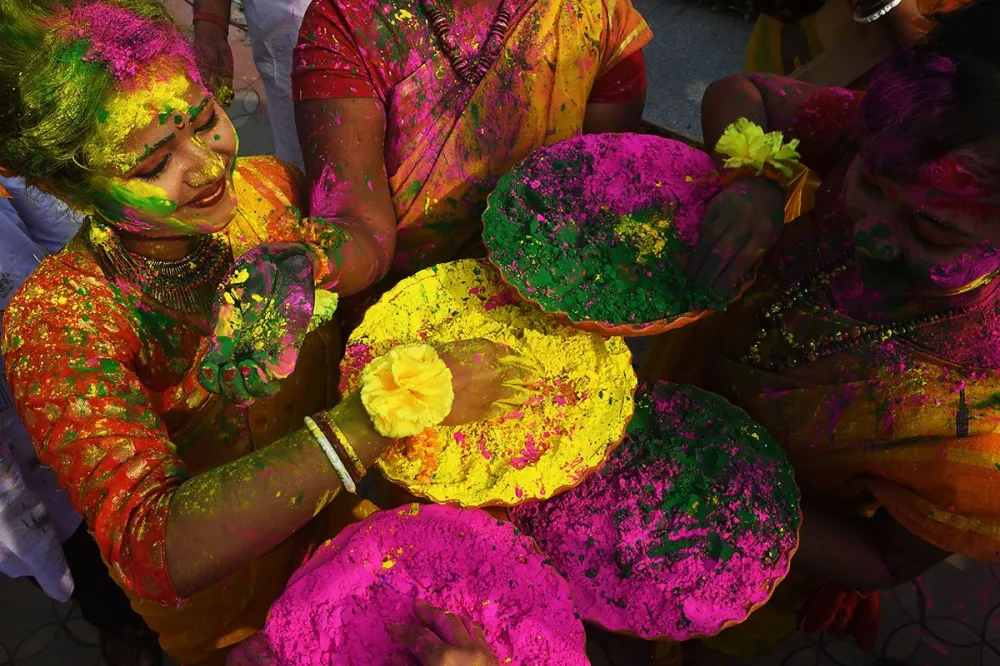 What Is Holi, the Riotous Hindu Spring Festival of Color? - Newsweek