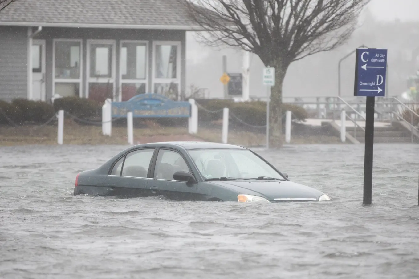 What Is a Nor’easter? Winter Storm Riley Brings Severe Weather to New ...