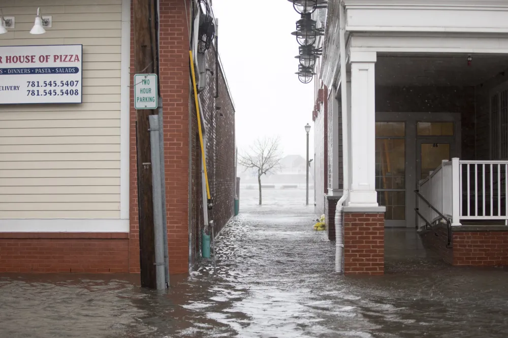 What Is a Nor’easter? Winter Storm Riley Brings Severe Weather to New ...