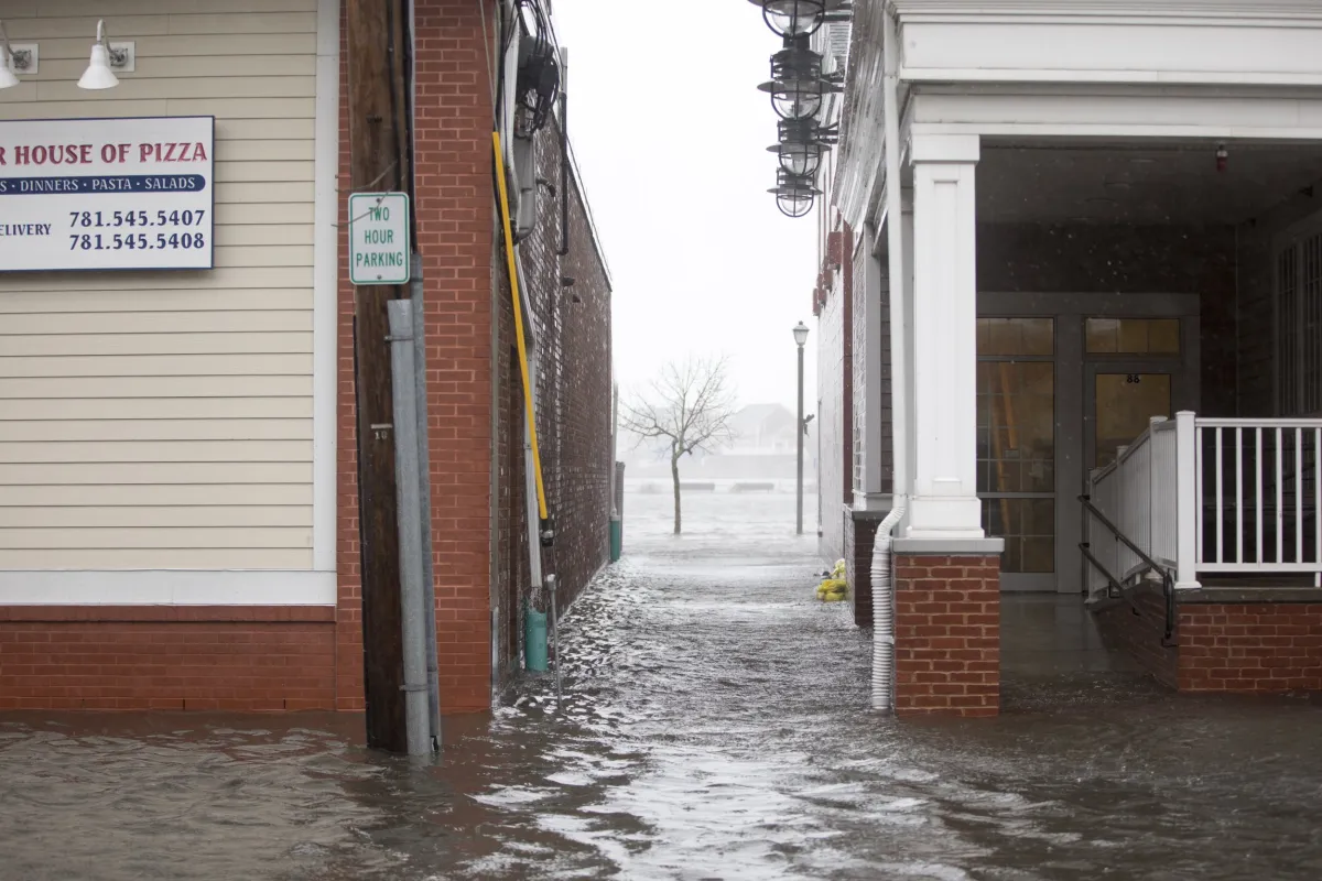 What Is a Nor’easter? Winter Storm Riley Brings Severe Weather to New ...