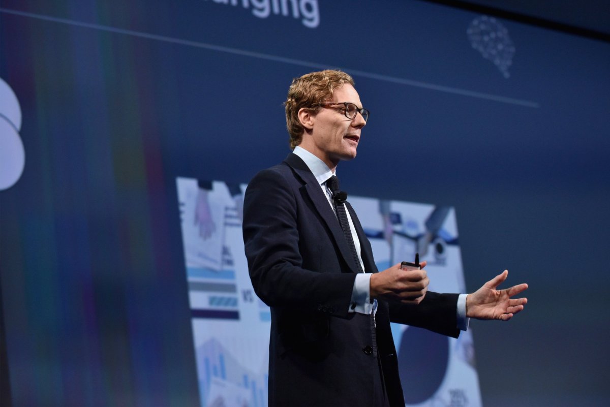 Trump Data Firm Cambridge Analytica Filmed Boasting About Using Sex ...