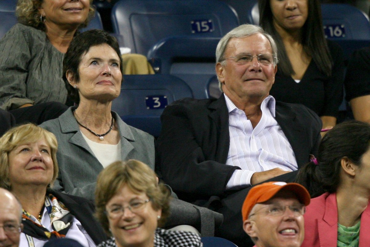 Who is Tom Brokaw’s Wife, Meredith Auld? News Anchor Accused of Sexual ...