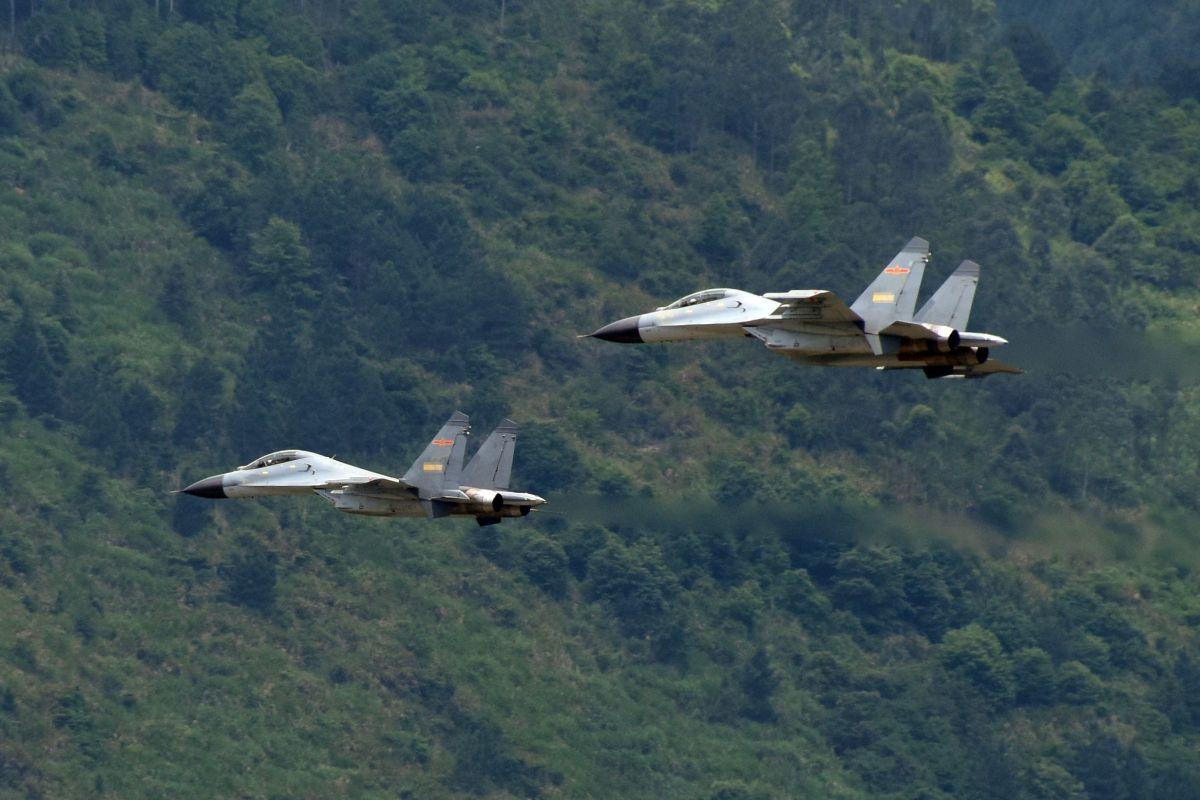 China Reveals Advanced Military Stealth Tests For First Time Ever ...