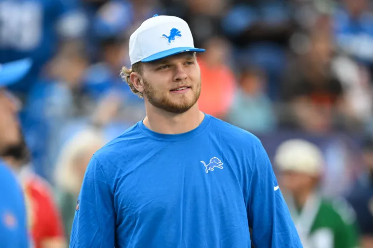 Lions' Dan Campbell Sends Out Aidan Hutchinson Warning - Newsweek