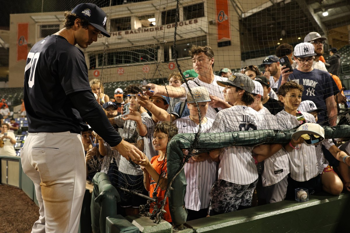 Yankees 24-Year-Old Slugger Earns Surprisingly Bullish Prospect Ranking ...