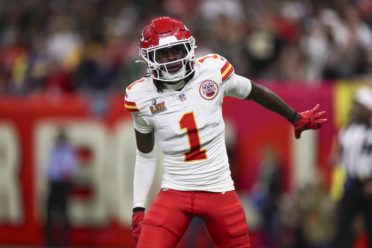 Chiefs' Xavier Worthy Injury Gets Potential Bad News From Sports Doctor ...