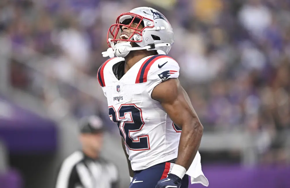 Patriots Fans Voice Frustrations Over TreVeyon Henderson's Lack of ...