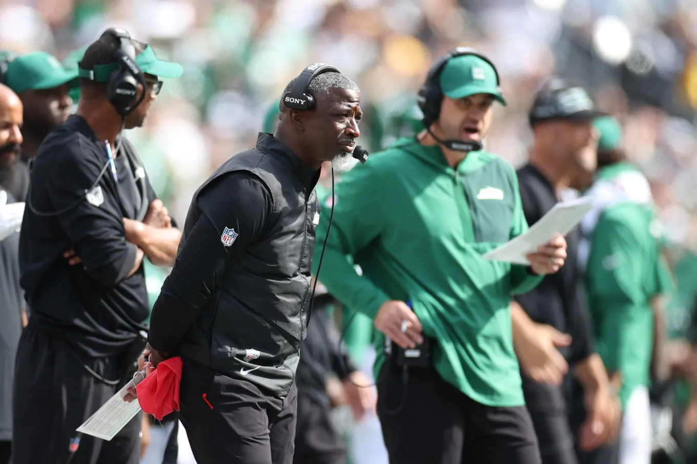 Jets Head Coach Aaron Glenn Sends Warning Message Regarding Costly ...