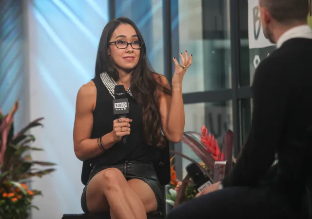 AJ Lee Sends Message to Fans Amid WWE Absence - Newsweek