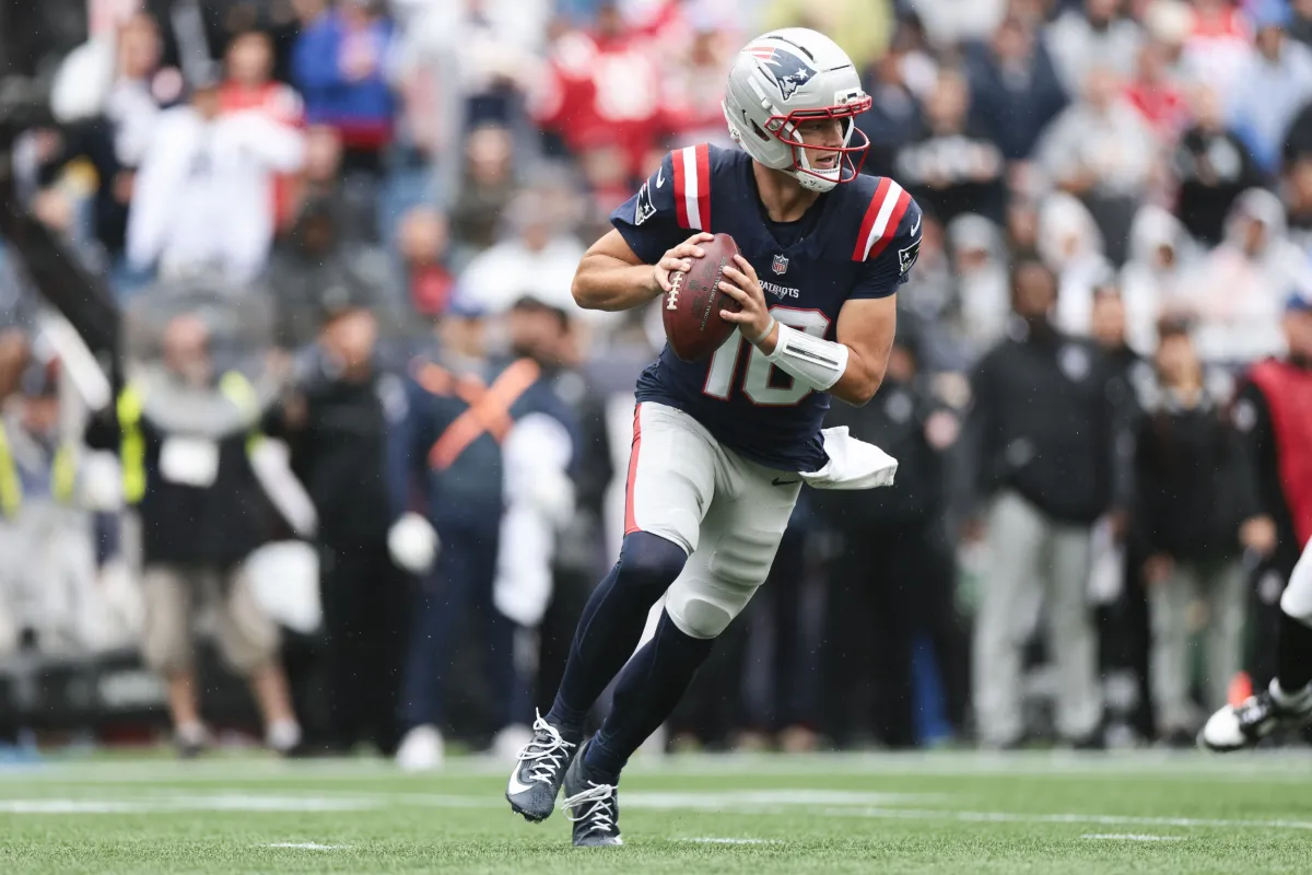 Patriots' Drake Maye Breaks Silence on 'Unfortunate' Bill Belichick ...