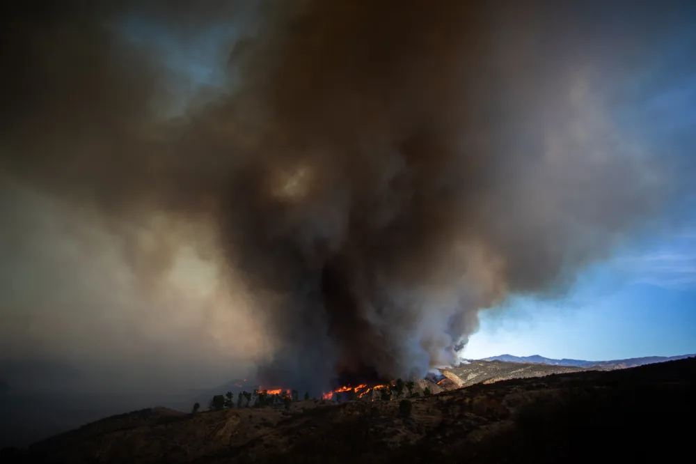 Garnet Fire Update: Warning Issued As Impacts Visible From Space - Newsweek