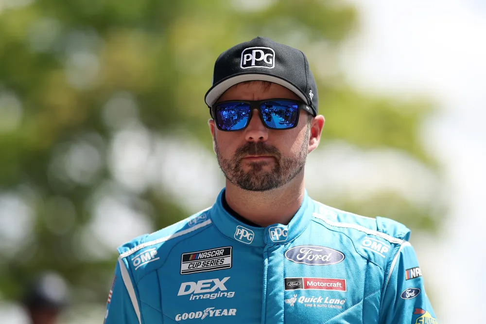 WATCH: Josh Berry Chokes on Smoke as Scary Car Fire Ends NASCAR Playoff ...