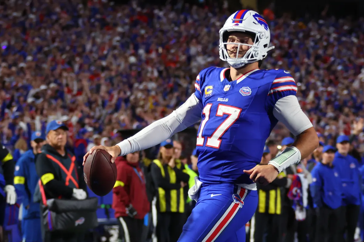 Bills' Josh Allen Exits Game Against New York Jets - Newsweek