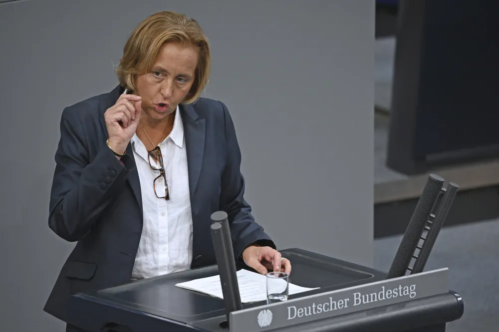 Trump Officials Visited by Germany Far-Right AfD Leader Beatrix von ...