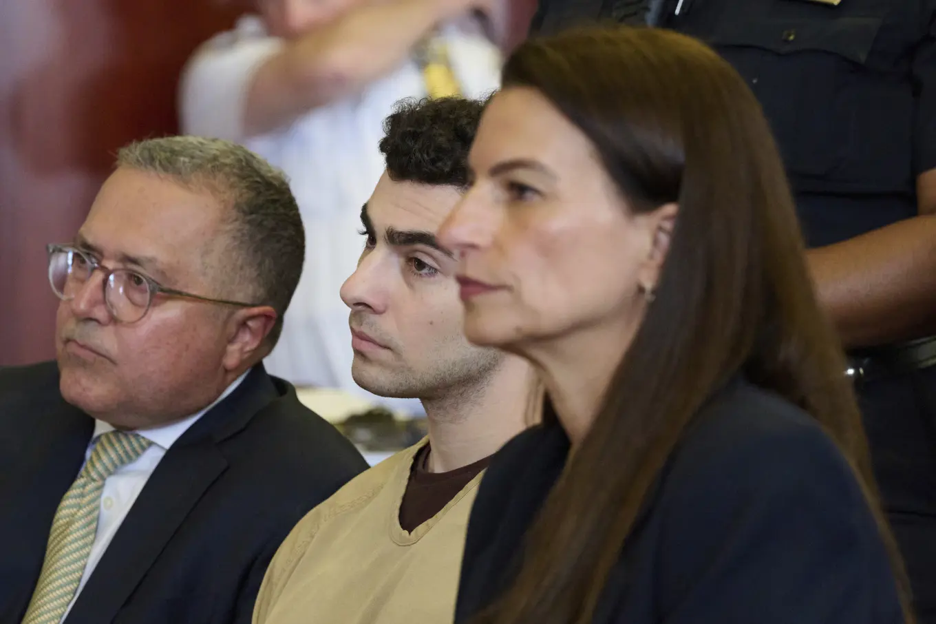 Luigi Mangione’s Lawyer Reacts After ‘Great Day’ in New York Trial ...