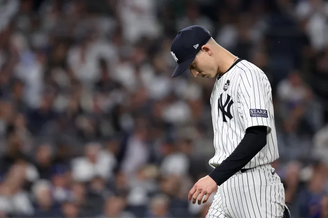 Yankees Reliever Lists Gripes About Fenway Park Bullpens - Newsweek
