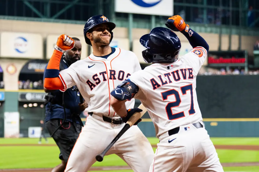 Mariners-Astros Weekend Clash Brings Monumental Playoff Implications ...