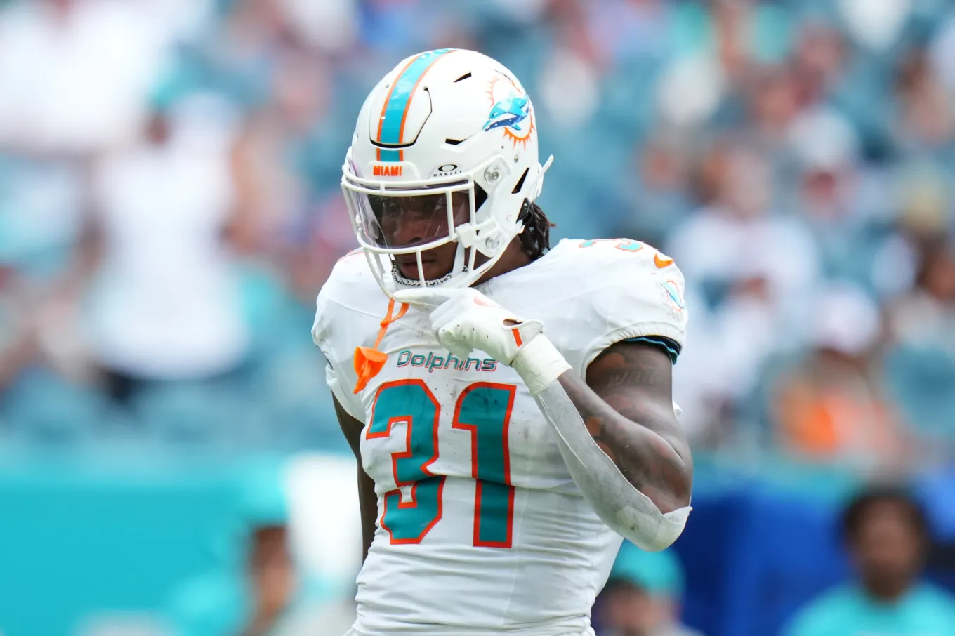 Dolphins Unheralded Rookie's First TD Gives Fins Hope vs. Heavily ...