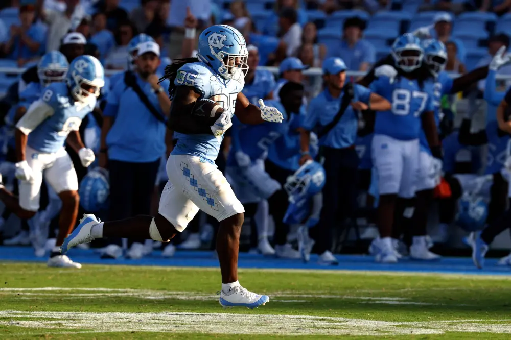 How to Watch North Carolina vs UCF: Live Stream College Football, TV ...