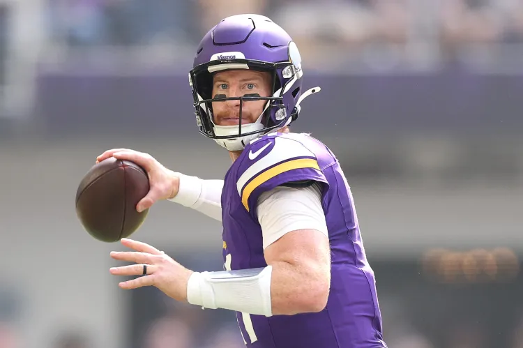 Vikings' Kevin O'Connell Makes Decision on QB Carson Wentz After ...