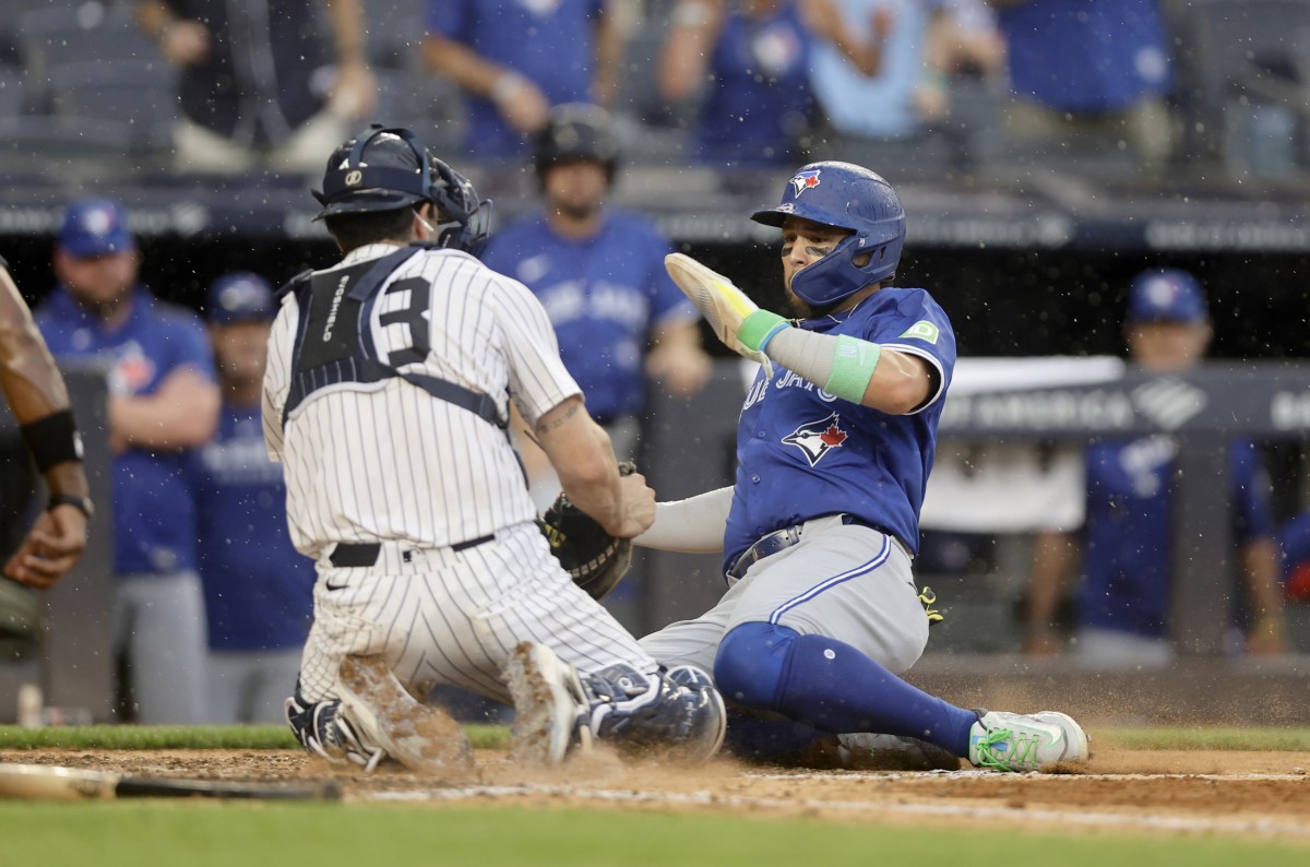 Blue Jays' Bo Bichette Drops 4-Word Injury Update as Postseason ...